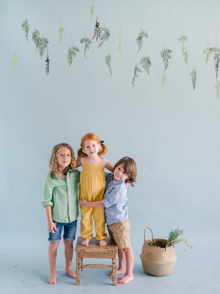 How to Color Coordinate Clothes for Family Portrait - Caroline Tran ...